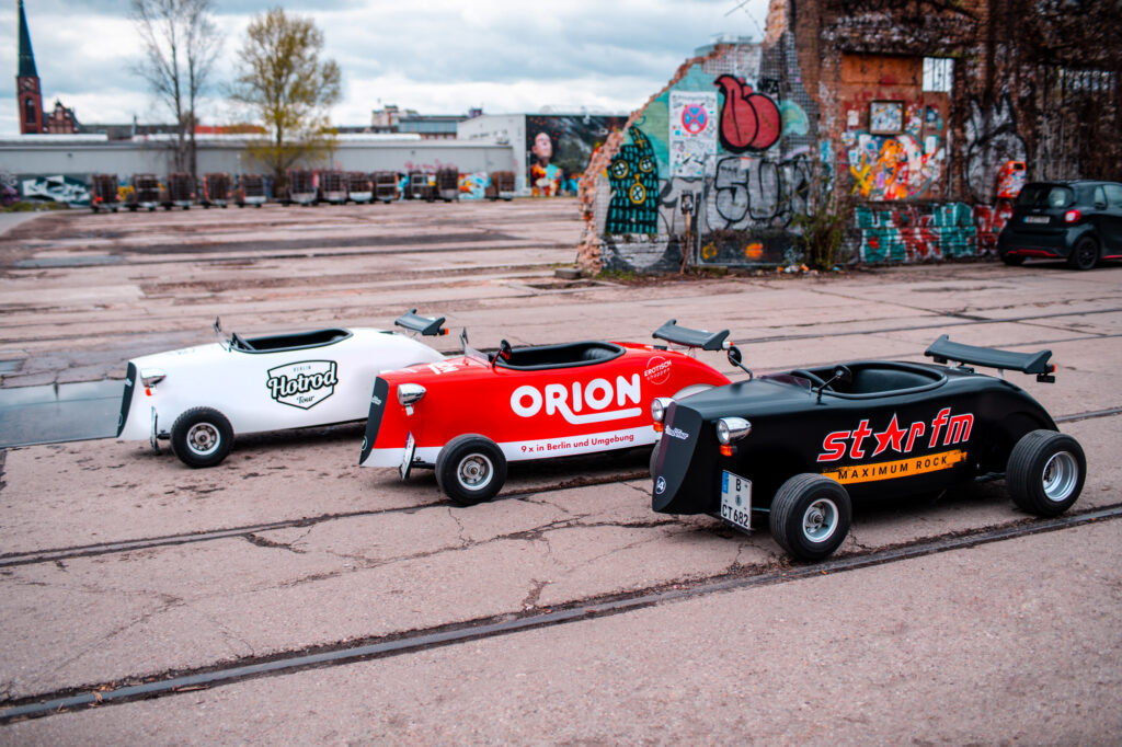 Hotrods Berlin | Sightseeing Tour with our Hotrod Mini Cars